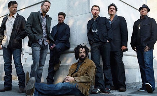 «10»: Xαρακτηριστικές στιγμές των Counting Crows