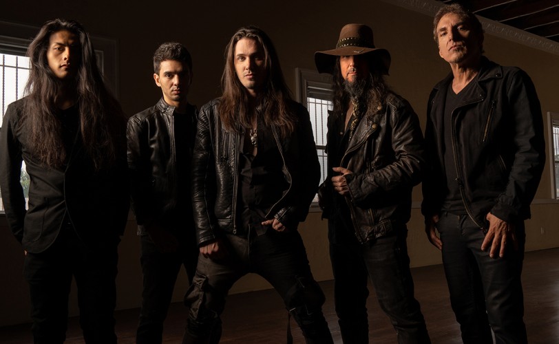 Derek Sherinian: «Πήραμε ένα σκληρό μάθημα με τους Sons Of Apollo»