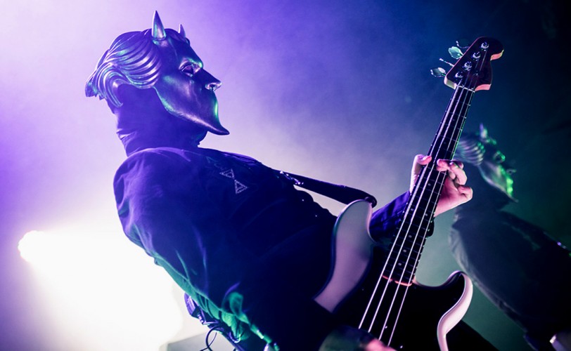 Ποια είναι η νέα μπασίστρια των Ghost;