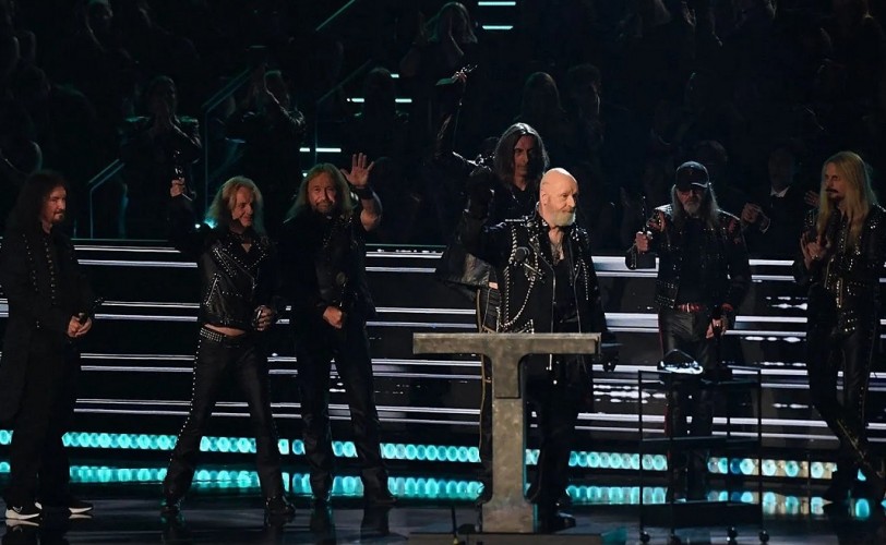 Ιστορικές στιγμές για τους Judas Priest στη σκηνή Rock And Roll Hall Of ...