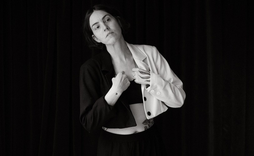 H Emma Ruth Rundle για δύο συναυλίες στην Ελλάδα