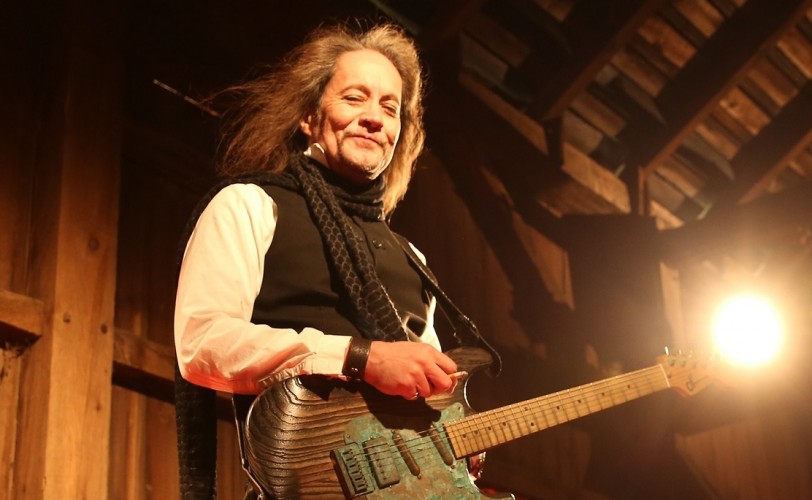 Ο Jake E. Lee δέχθηκε πυροβολισμούς στο Las Vegas