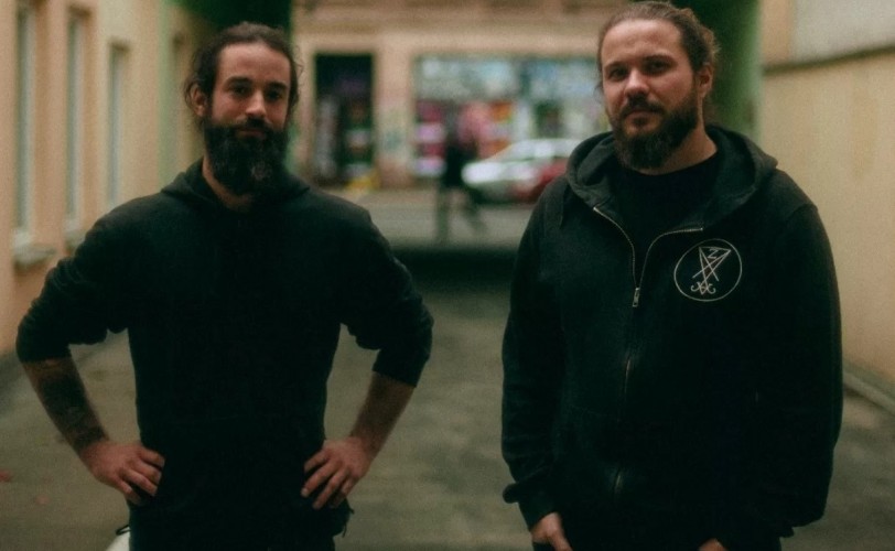 Κυκλοφόρησε το full-length ντεμπούτο των Park+Riot