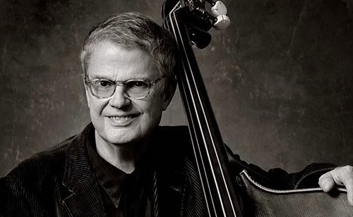 Πέθανε ο Charlie Haden, ένας από τους σημαντικότερους τζαζίστες της ...